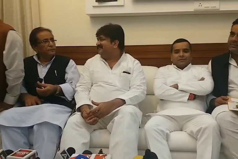 Azam Khan reunites Dharmendra Yadav and Abid Raza Khan