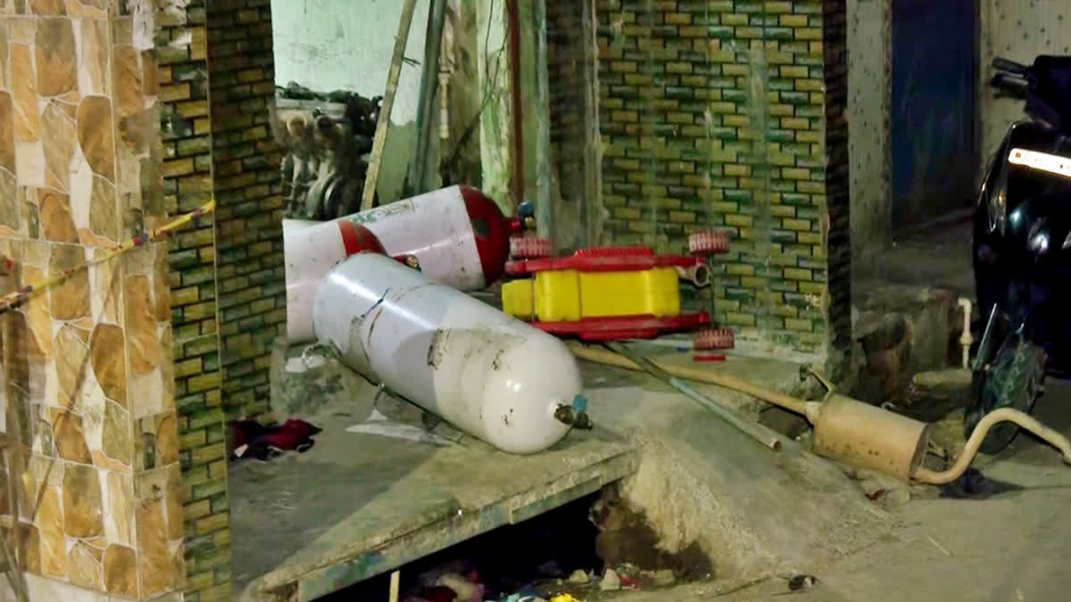 Two Children Injured In Delhi CNG Cylinder Blast Die During Treatment ...