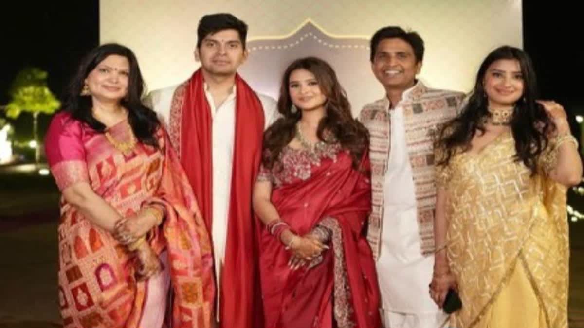 Udaipur Hosts Grand Wedding Of Poet Kumar Vishwas's Daughter at Leela Palace