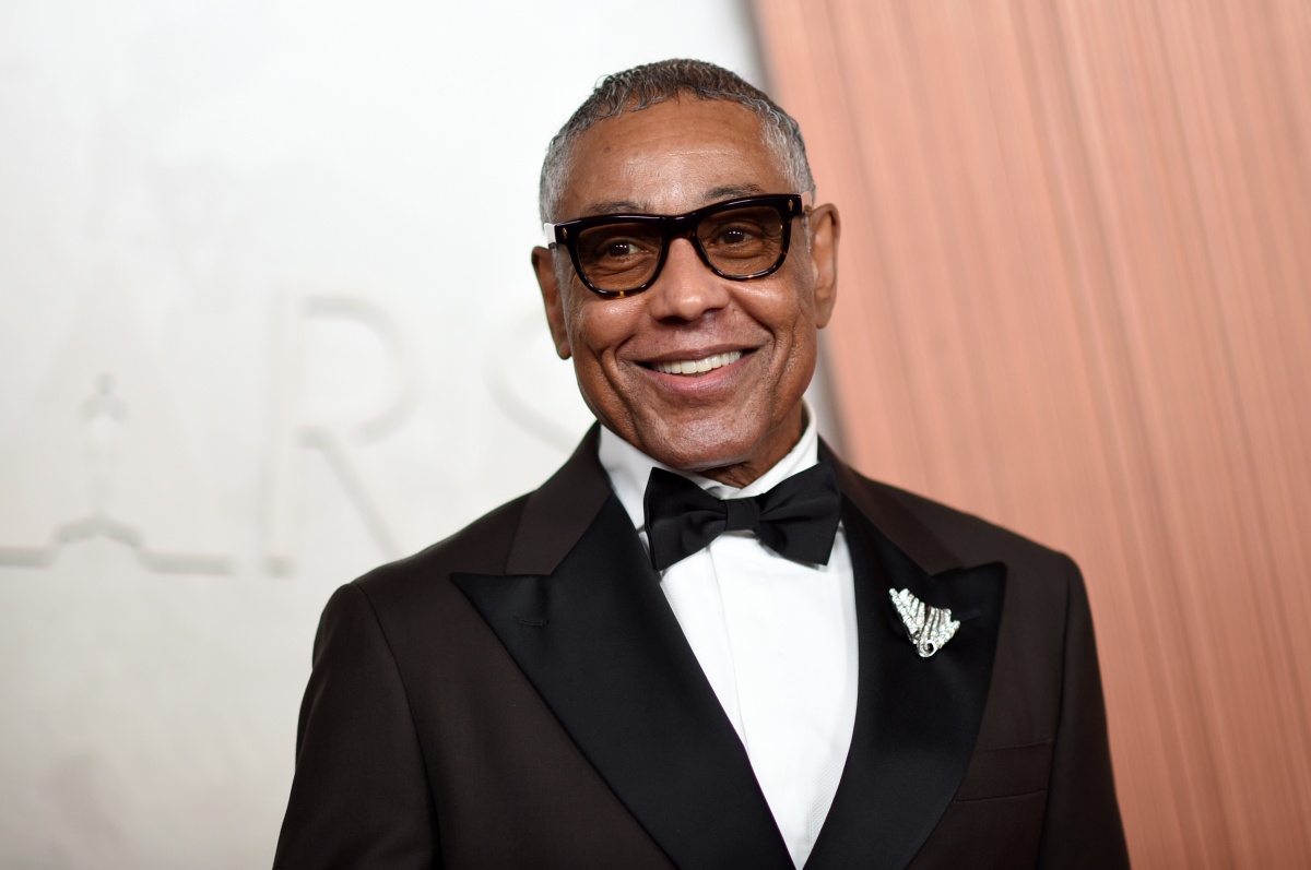 Who Needs A Bowtie? The 2025 Oscars Red Carpet Was A Brooch Parade When ...