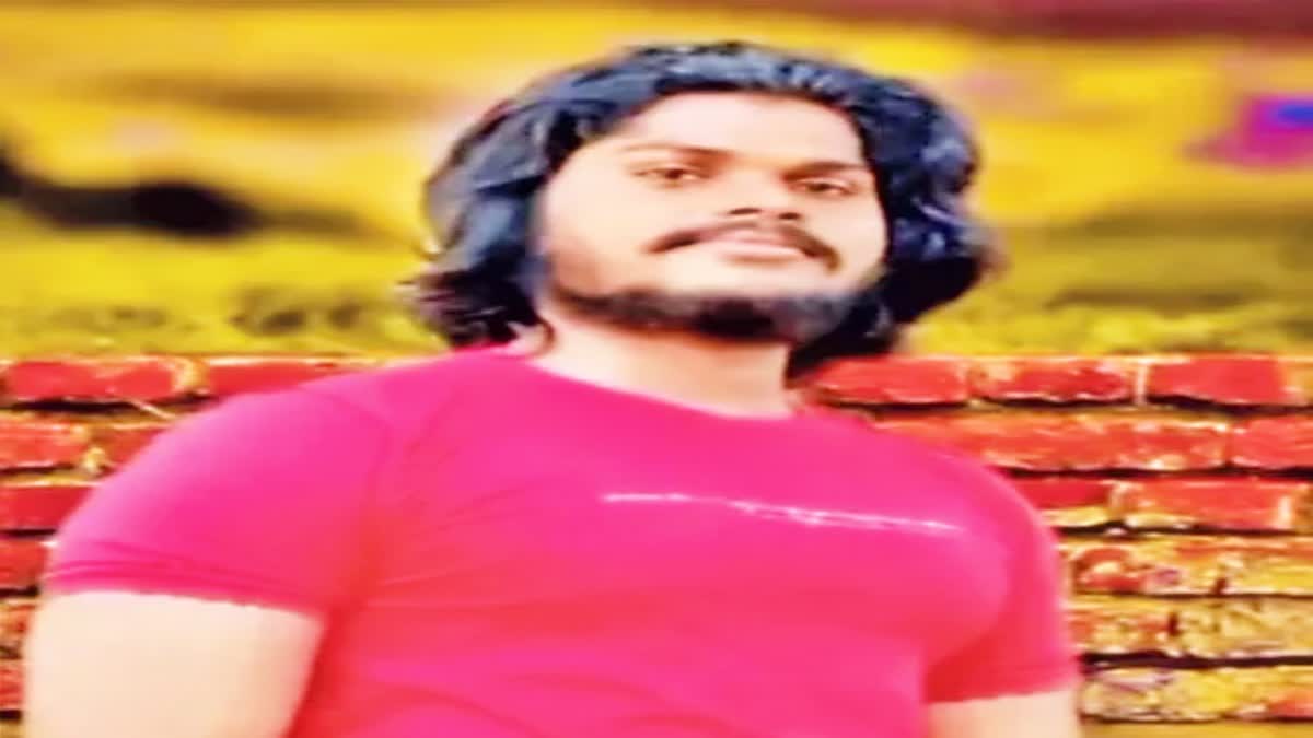 అందరూ చూస్తుండగానే - మత్స్యకారుడిని లాక్కెళ్లిన 'చేప'