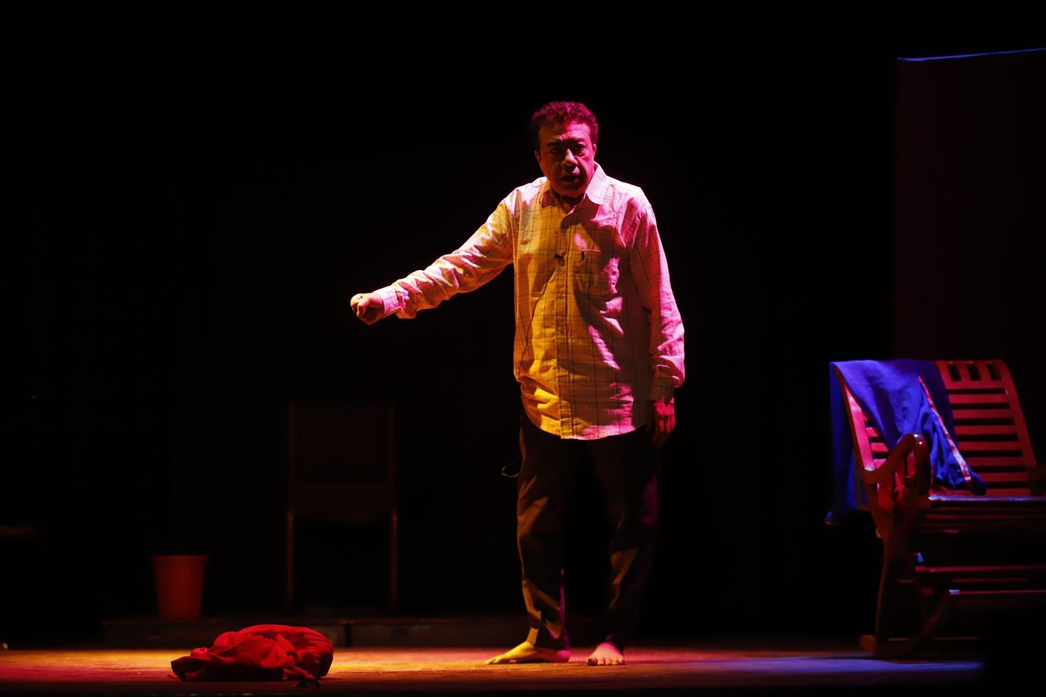 How Alok Chatterjee, A Gold Medalist From The National School Of Drama ...