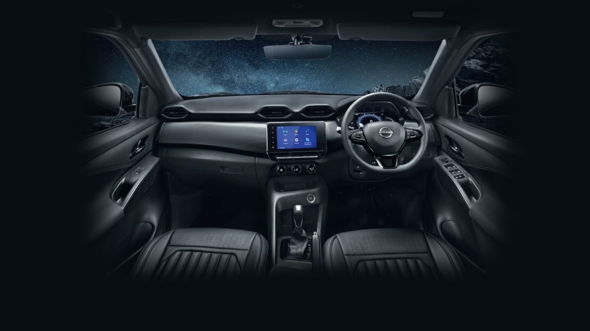 ब्लैक-आउट ट्रीटमेंट में शानदार लग रही नई Nissan Magnite Kuro एडिशन ...
