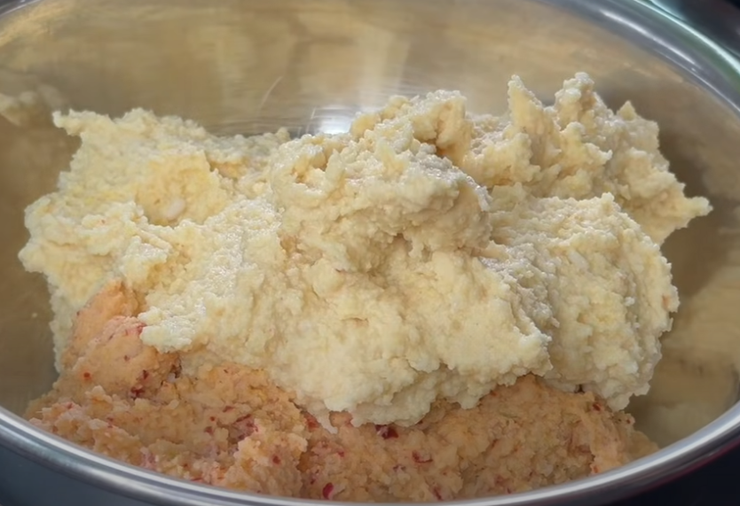 తంజావూర్ స్పెషల్ "తవల వడ " - పైన క్రిస్పీగా లోపల సాఫ్ట్ గా ...