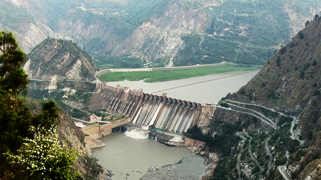 In Jammu Kashmir, Private Hydro Power Projects Harness Energy Without Paying Water Usage Cess