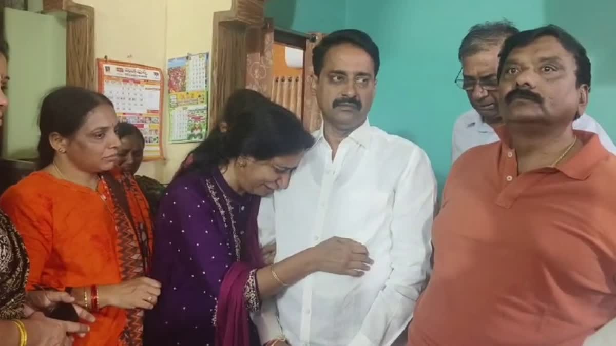 కాంగ్రెస్ టికెట్ దక్కలేదని బోరున ఏడ్చిన పటేల్ రమేశ్ రెడ్డి , patel ...