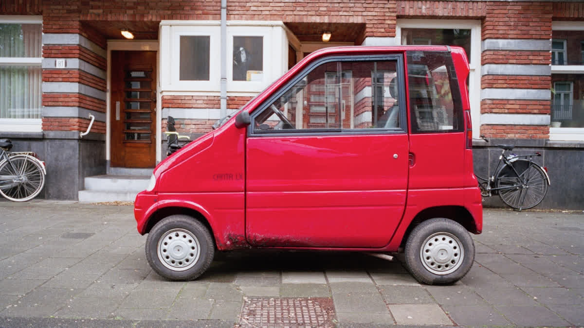 11 Surprisingly Small Cars Made In The Past; One Of Them Was Used By ...