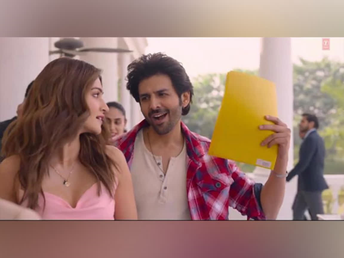 Kartik Aaryan, Kriti Sanon's catchy track 'Mere Sawaal Ka' from 'Shehzada' out now, kartik ...