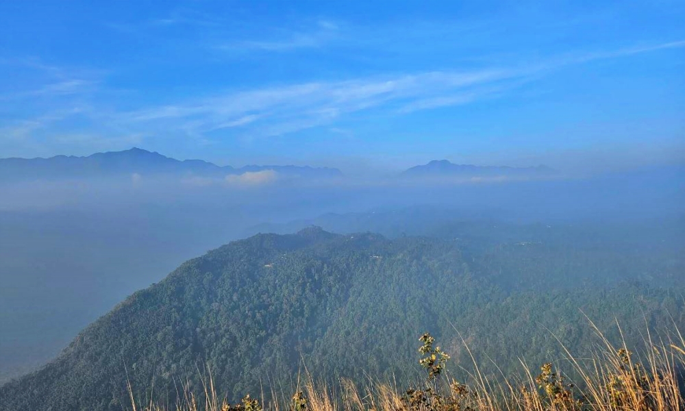 ഉരുകുന്ന ചൂടില്‍ നിന്നും മഞ്ഞിന്‍റെ കുളിരിലലിയാം; ചേക്കേറാം മനോഹാരിതയും ...