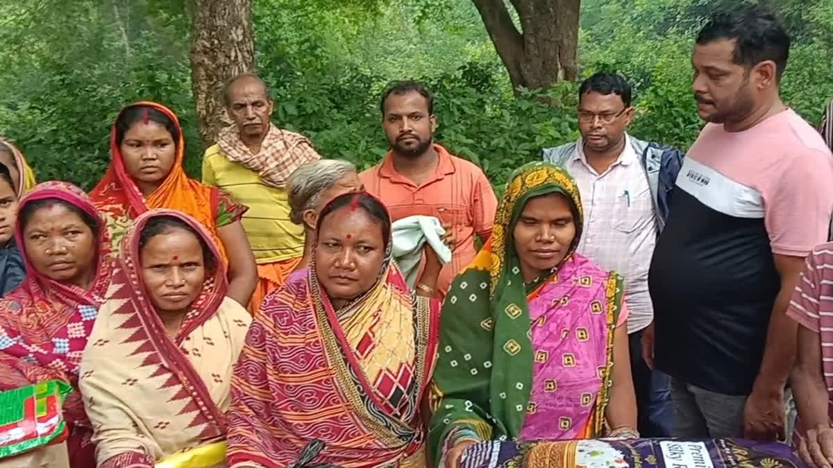 Odisha's Marada Village Cut Off As Mahanadi Swells, Stranded Tribal ...