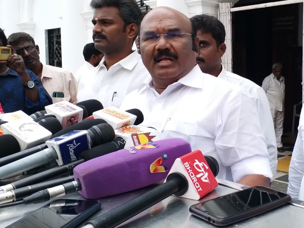 134 அடியில் எழுதாத பேனா வைப்பது அவசியமா? முன்னாள் அமைச்சர் ஜெயக்குமார் ...