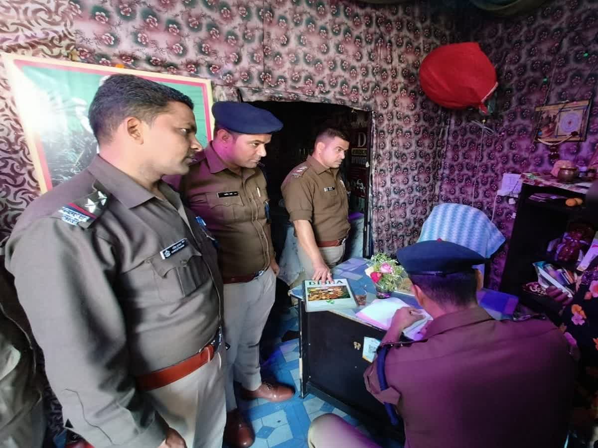 Police Raid: मुनिकी रेती पुलिस ने स्पा सेंटरों पर मारा छापा, लगाया ...