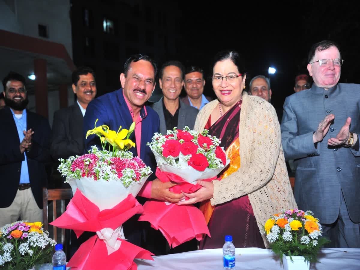 Jamia Millia Islamia پروفیسر نجمہ اختر کوجاسا نے تہنیت پیش کی, prof ...