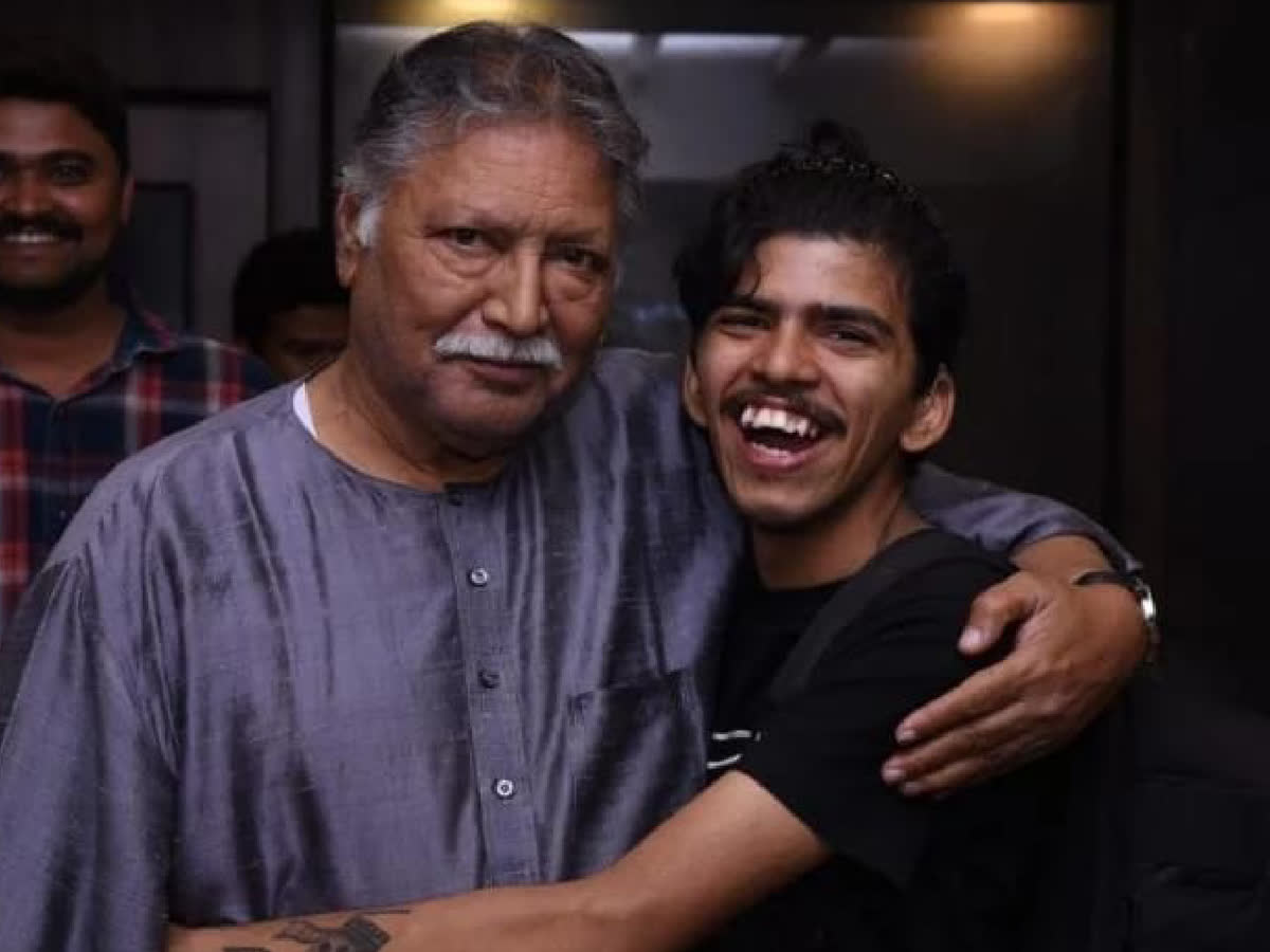 Pune's Akshay Paranjape is a successful celebrity photographer despite genetic disease Wilson ...