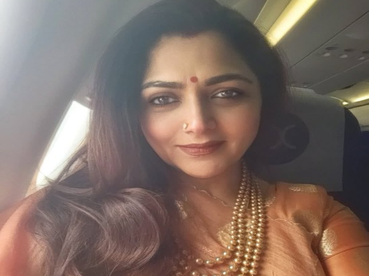 Khushboo Sundar Shocking Revelation: खुशबू सुंदर बोलीं- जब मैं 8 साल की ...