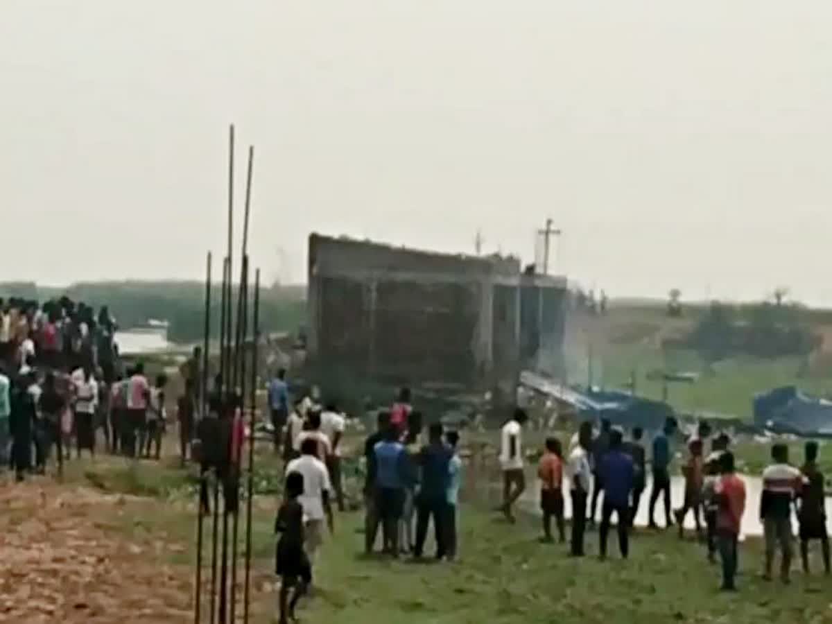 Firecracker Explosion in Odisha: দোলের জন্য তৈরি হচ্ছিল বাজি, বিস্ফোরণে ...