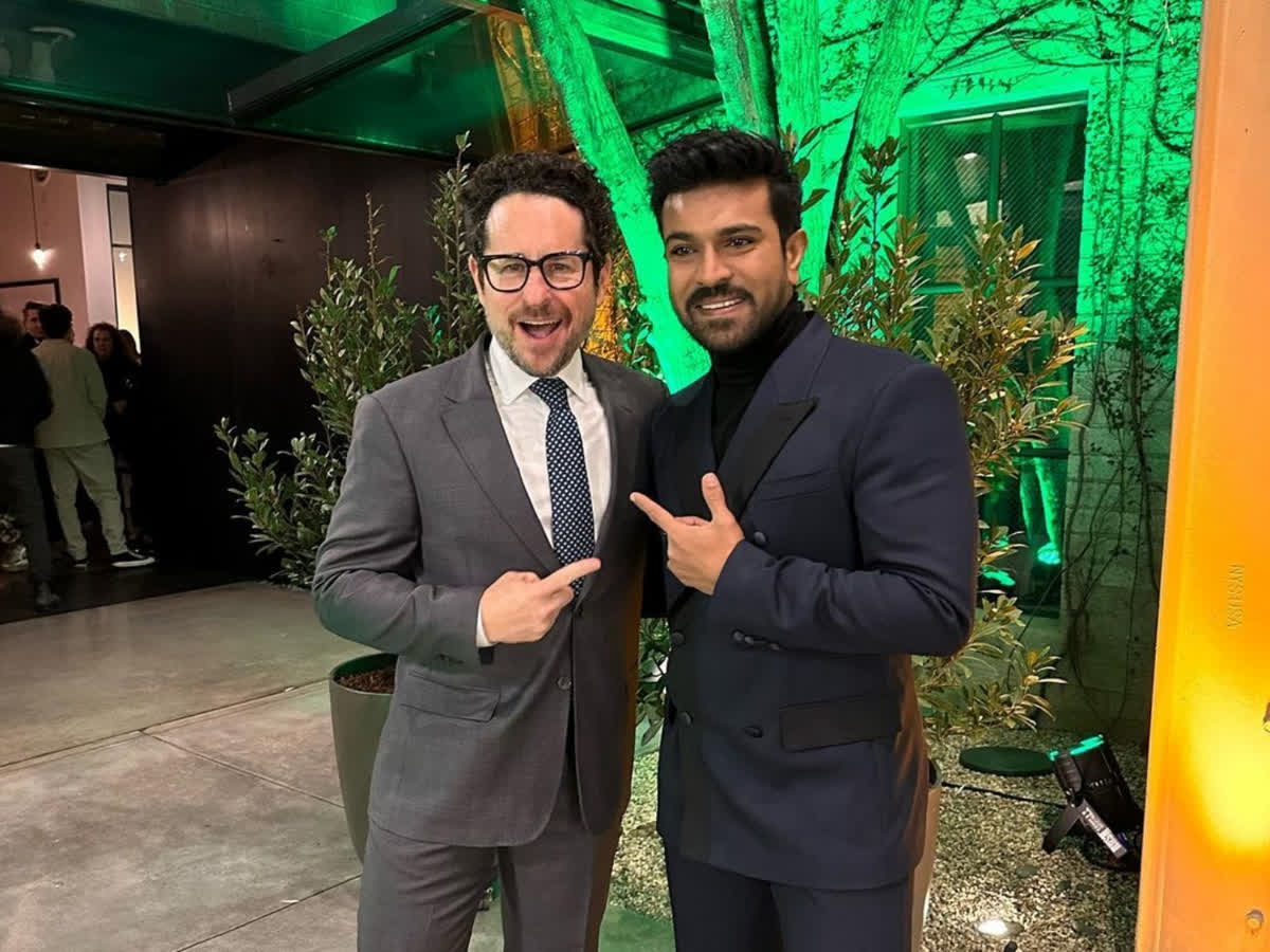 Ram Charan shares fan boy moment with Star Wars fame director JJ Abrams ...