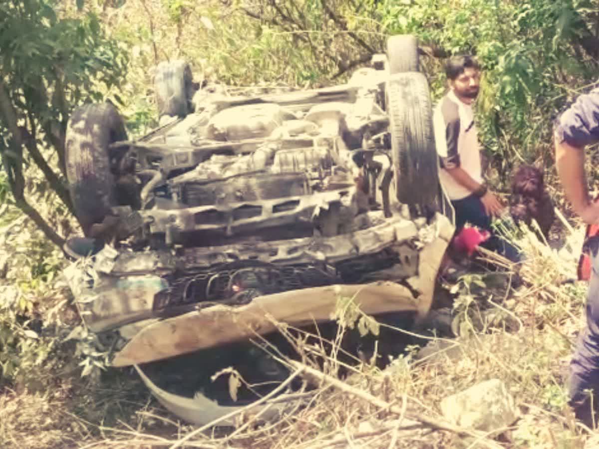 Mussoorie Accident: पैसेंजर कहते रहे लेकिन ड्राइवर ने नहीं कम की स्पीड ...