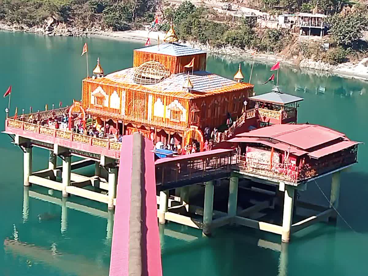 Srinagar Navratri: चारधाम की रक्षक मां धारी देवी मंदिर में नवरात्रि की ...