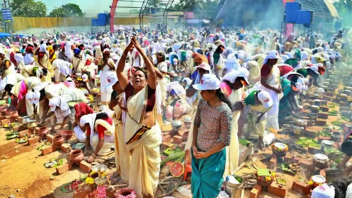 Kerala: 'Pongala' Celebrated At Attukal Bhagavathy Temple In ...
