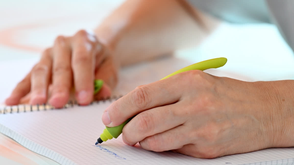 International Left-Handers Day 2025: Higher Risk of Brain Disorders ...