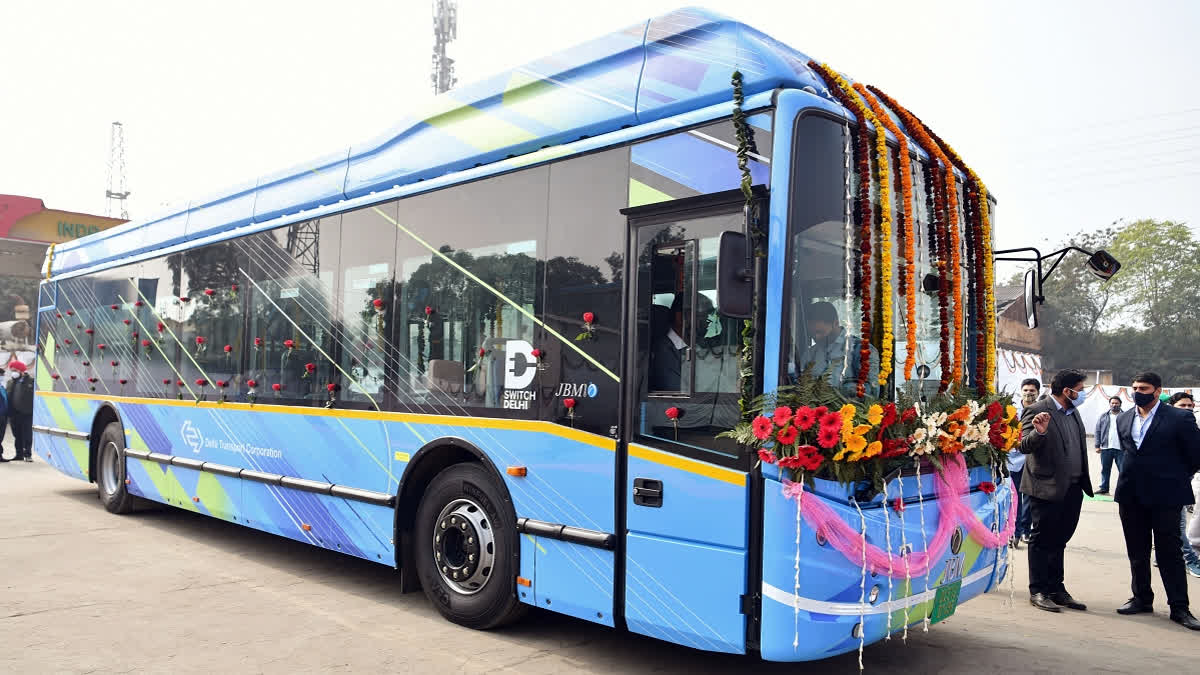 Delhi Govt Expands Bus Services On Three Routes