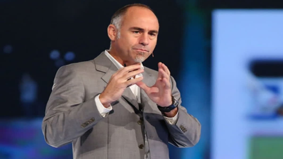 D Gukesh's Mental Conditioning Coach Paddy Upton Reveals Reason Behind ...