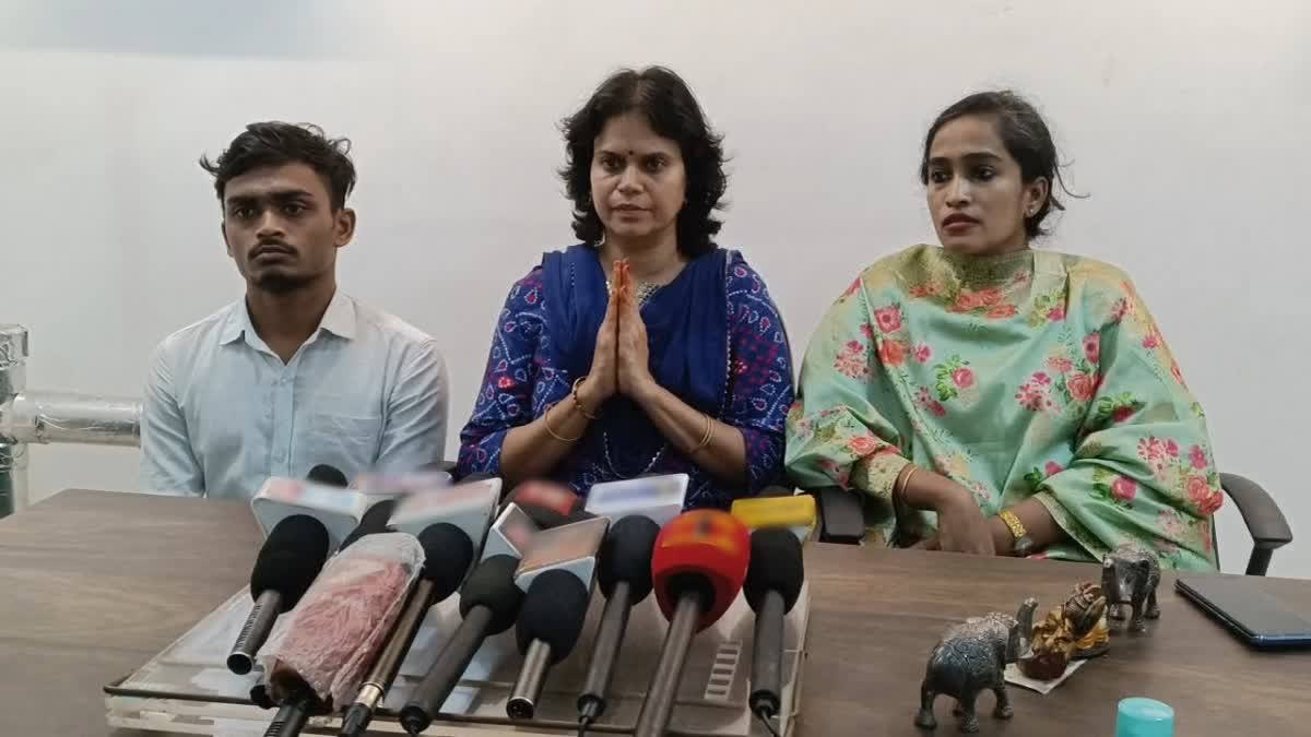 Wife Of Suspended Chennai Traffic Commissioner Makes Shocking Allegations