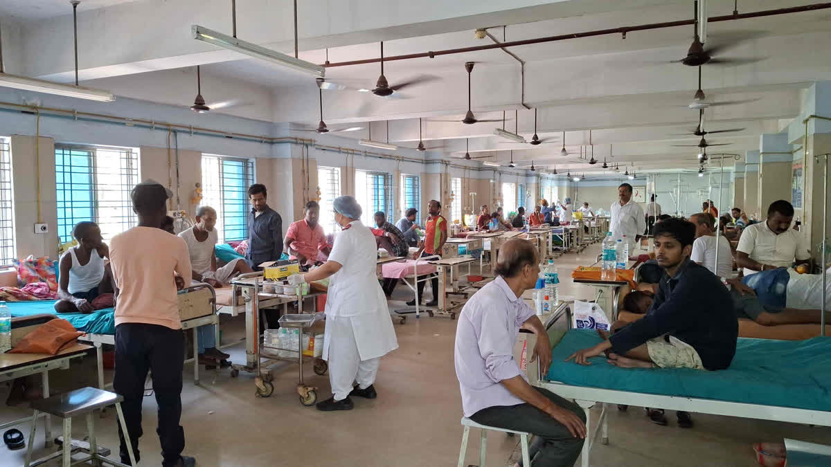 Asansol Hospital Turns 'Old Age Home' As Many Elderlies Abandoned On ...