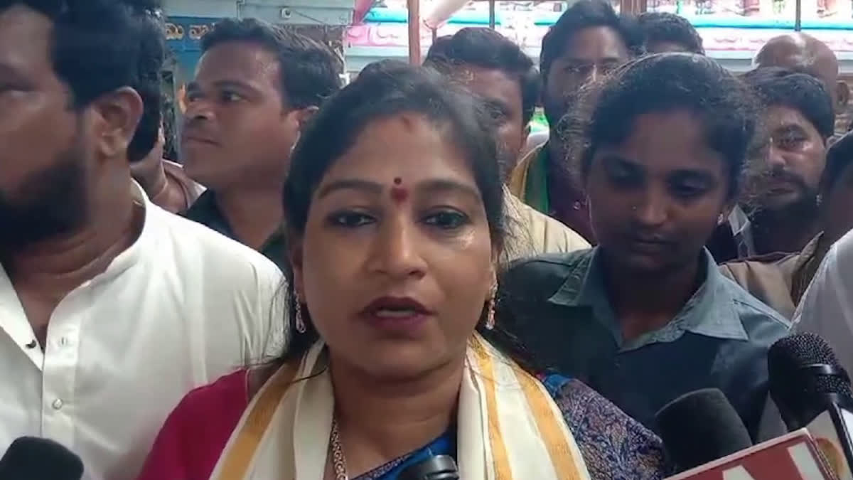 వైఎస్సార్సీపీ హయాంలో చాలా మంది ఆడపిల్లలపై అఘాయిత్యాలు జరిగాయి ...