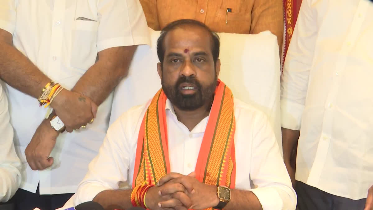 'వైఎస్సార్సీపీ హయాంలో వైద్యారోగ్యశాఖకు అనారోగ్యం- పూర్తిగా ప్రక్షాళన ...