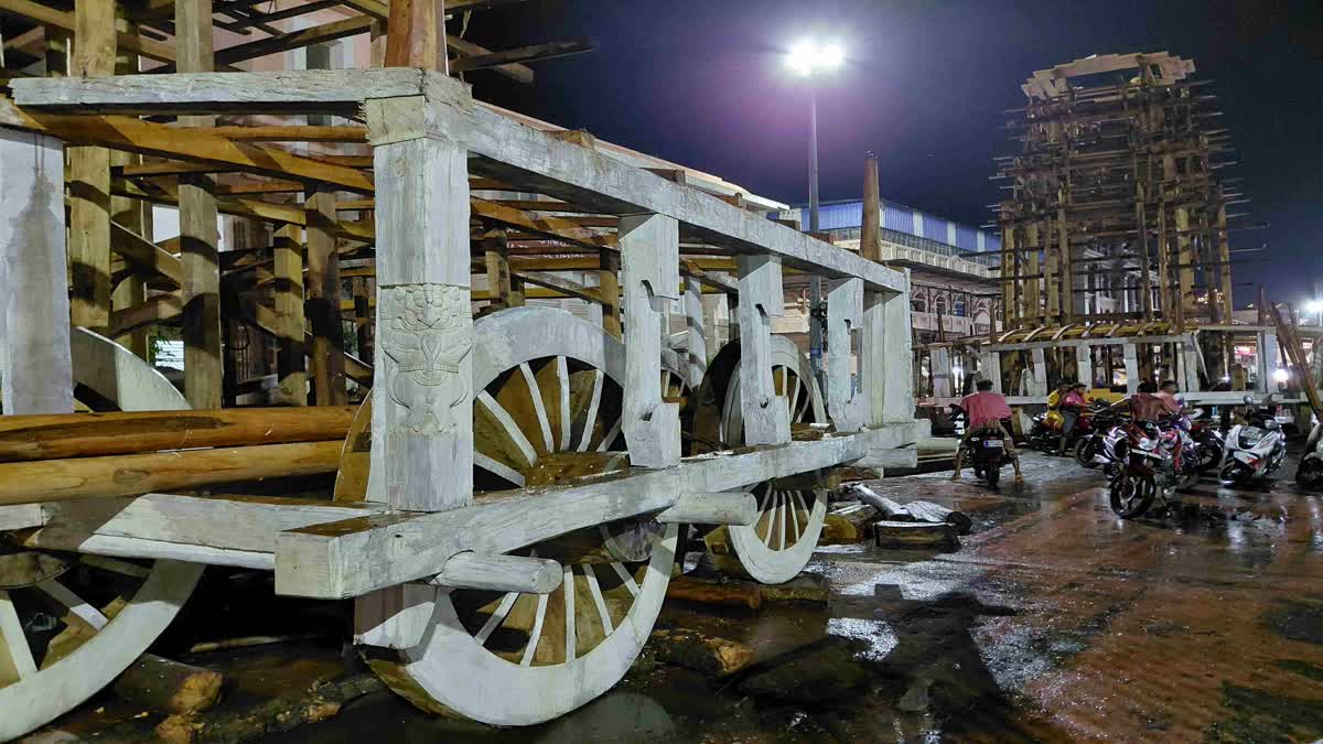 ରଥଖଳା ଅପଡେଟ: ତିନିରଥର କନ୍ଦର୍ପ ରୂପ ଖୋଦେଇ ଶେଷ