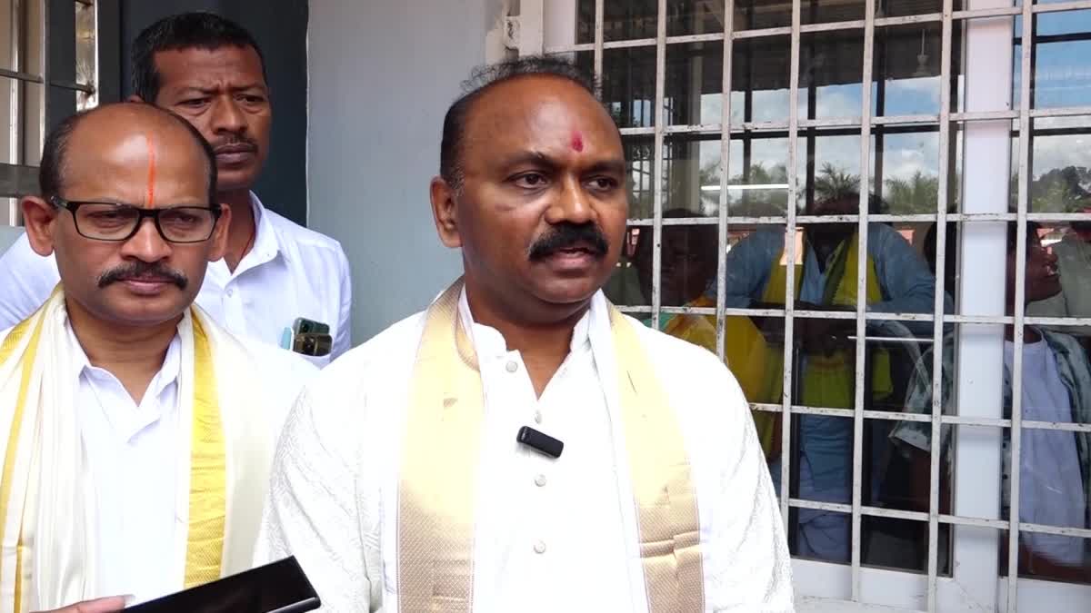 భక్తులకు నాణ్యమైన ఆహారం అందించపోతే కఠిన చర్యలు: టీటీడీ ఈవో శ్యామలరావు ...