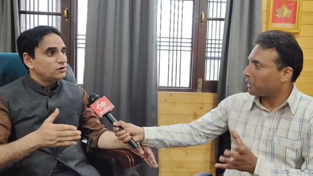 Can't Register All Outside Vehicles In Kashmir, Says RTO Qazi Irfan