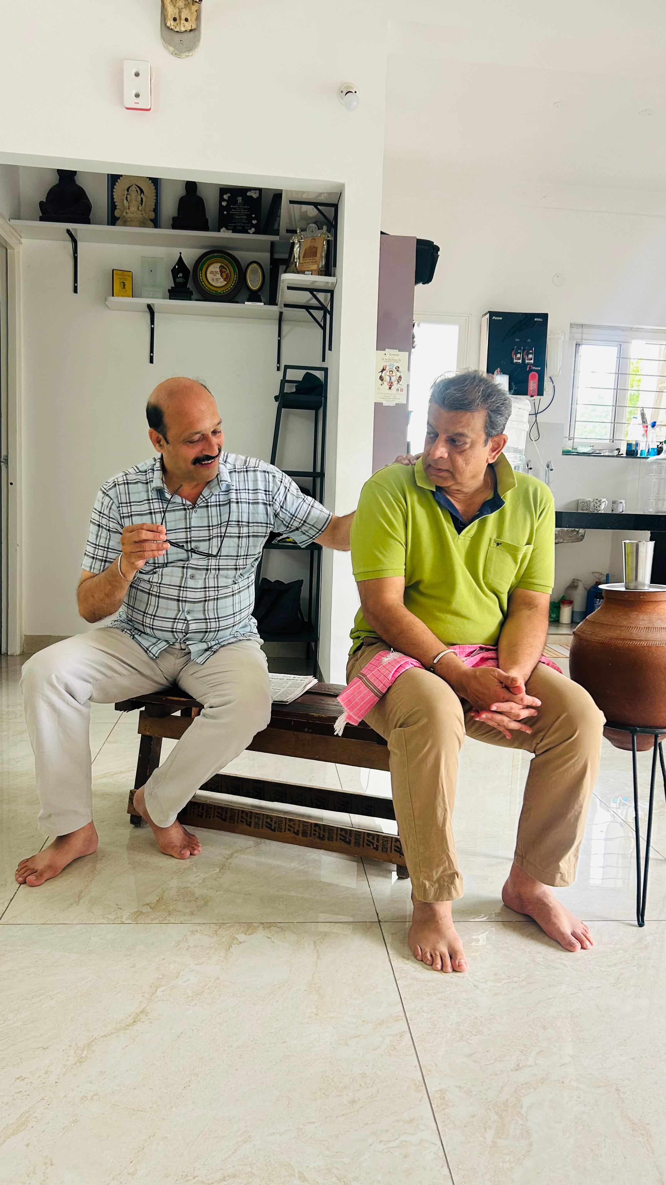 Wwwxxxcnom i walked into the space upon I arrived to