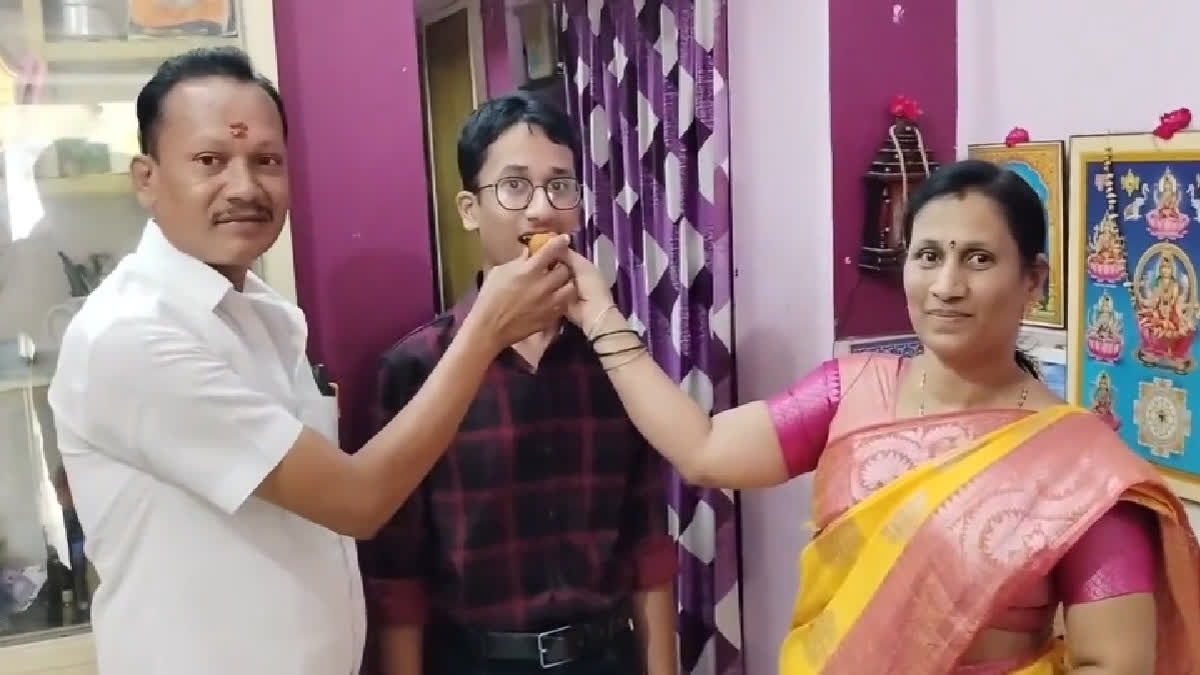 A Marathi Student Scores High In Tamil And Hopes To Study Software ...