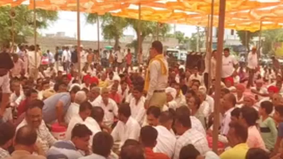 बजरी लीज निरस्त करने को लेकर ग्रामीणों में आक्रोश, जावाल रहा बंद