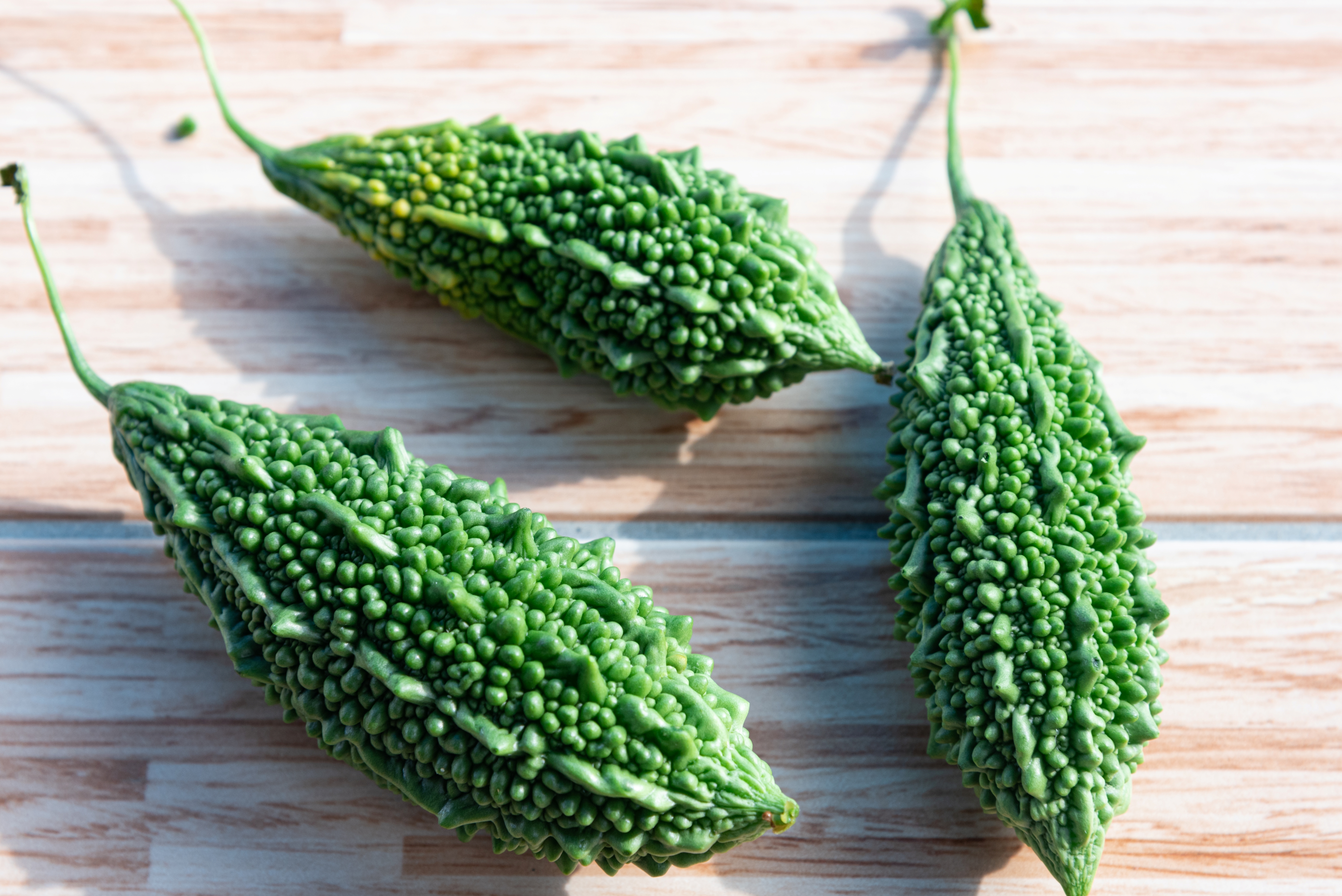 కమ్మని కాకరకాయ కారం - వెల్లుల్లి ఘాటుతో వేడి వేడి అన్నంలోకి బాగుంటుంది