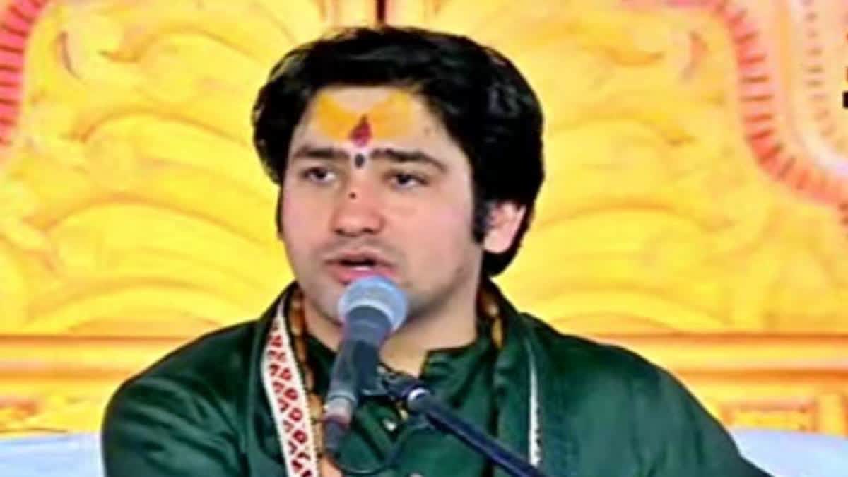 Bageshwar Dham Seer Dhirendra Shastri To Launch 'Hindu Jodo Yatra' On ...