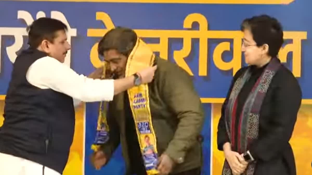 समाजसेवी महावीर बसोया AAP में हुए शामिल, संजय सिंह बोले- पार्टी को ...