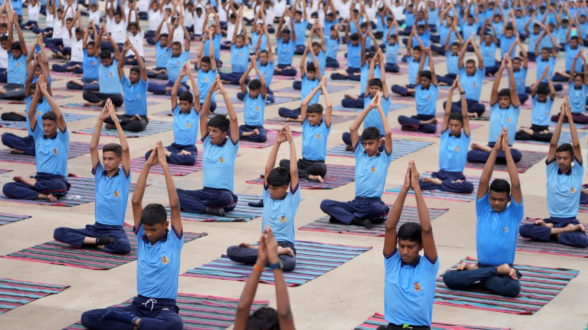 International Yoga Day 2025: India Hosts Historic Mass Yoga Event At 1 ...