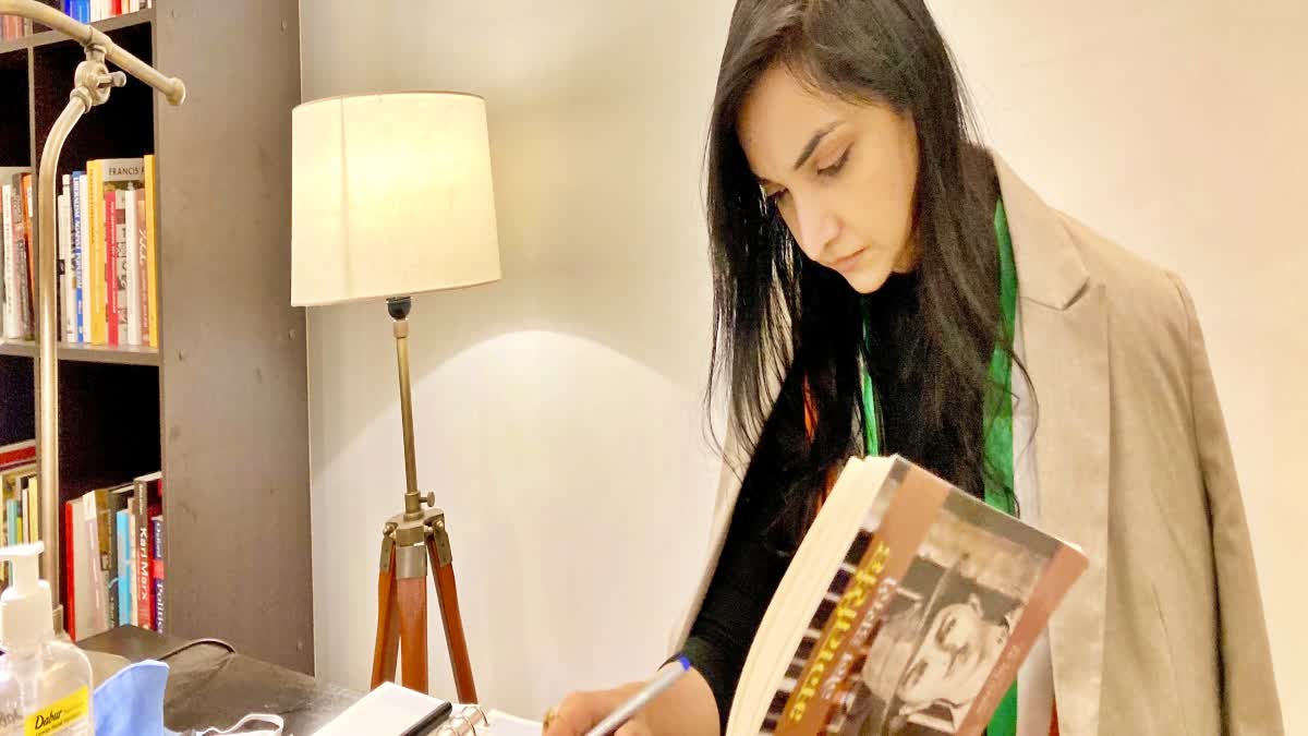 'नीतीश कुमार फिट नहीं, बिहार को अब नई सोच की जरूरत', पुष्पम प्रिया ने ...