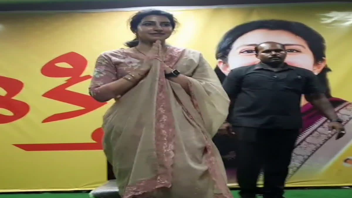 మహిళలకు సహాయం చేసేందుకు చంద్రబాబు ఎప్పుడూ వెనుకాడరు: బ్రాహ్మణి - Brahmani Meet womens in Mangalagiri