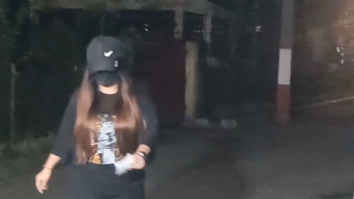 ৮ মাহৰ পিছত ক’লা আৱৰণৰ মাজেৰে কাৰাগাৰৰ পৰা ওলাই আহিল চুমী বৰা