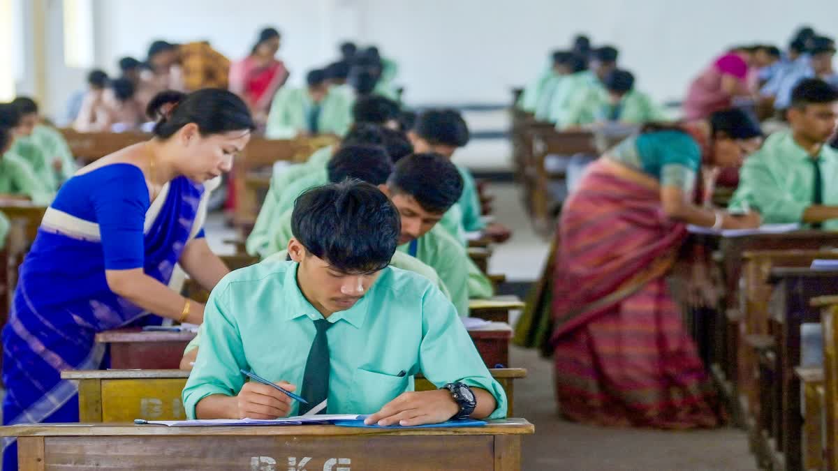 NEET, UGC-NET विवाद के बीच परीक्षाओं के लिए पेपर लीक विरोधी कानून लागू ... NEET, UGC-NET विवाद के बीच परीक्षाओं के लिए पेपर लीक विरोधी कानून लागू ...