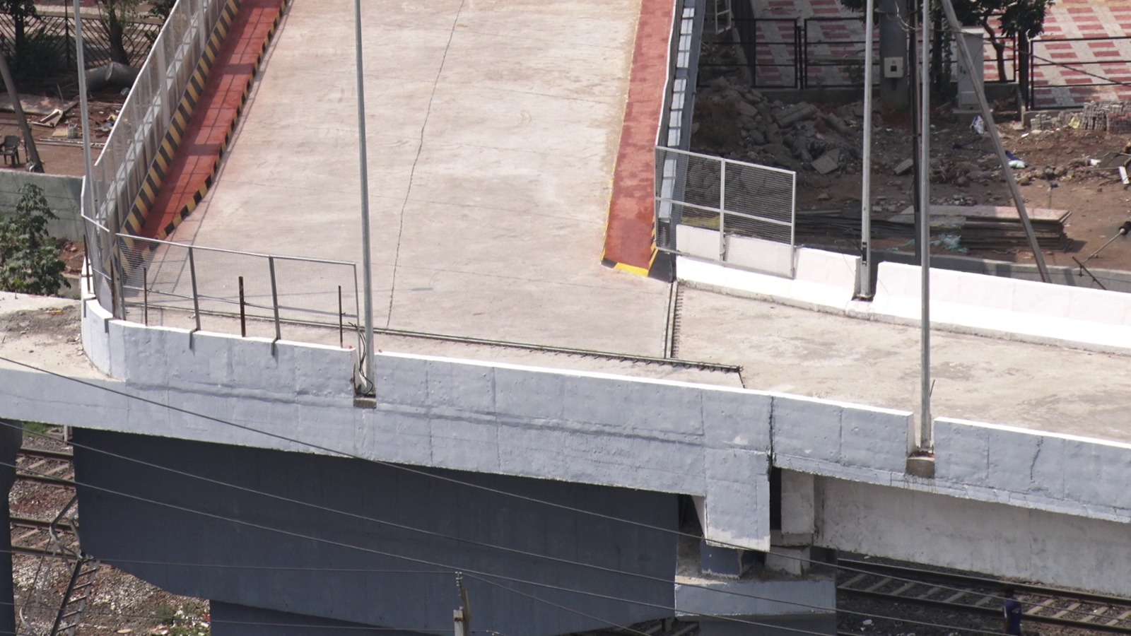 MP 90-Degree Overbridge: Railways Warned Of Design Error Last Year, PWD ...