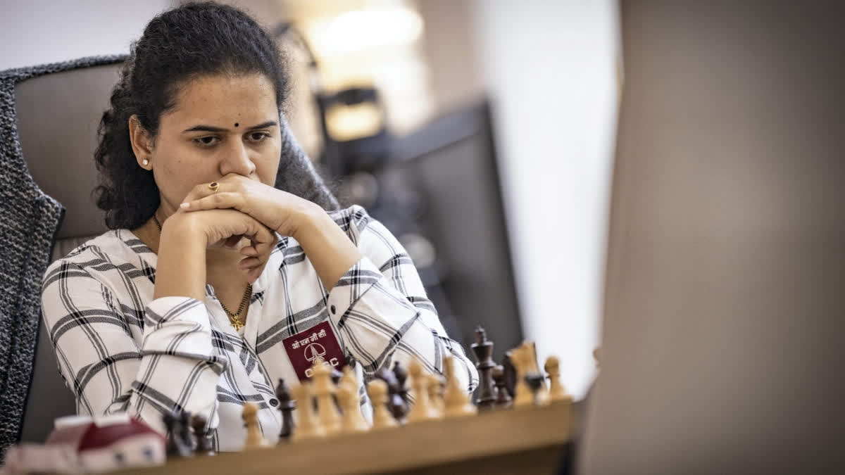 All-India Affair: Koneru Humpy To Meet Divya Deshmukh In FIDE Women's ...