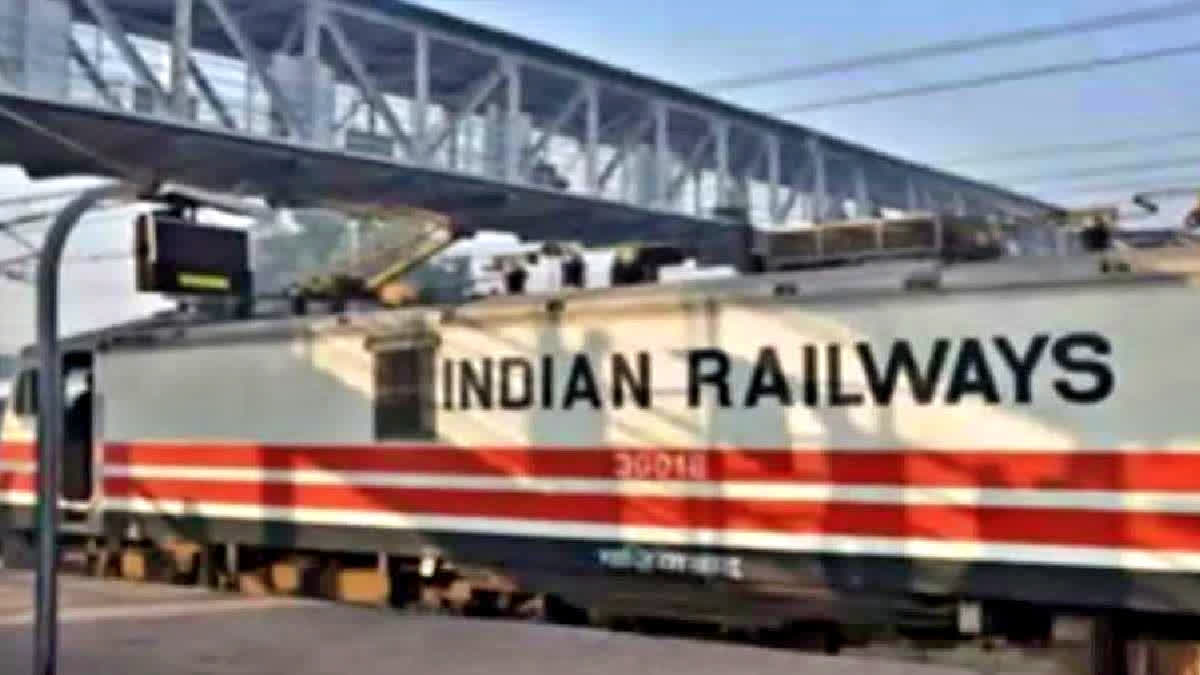 Wabtec, Railways Unveil First Locomotive Manufactured In Bihar For ...