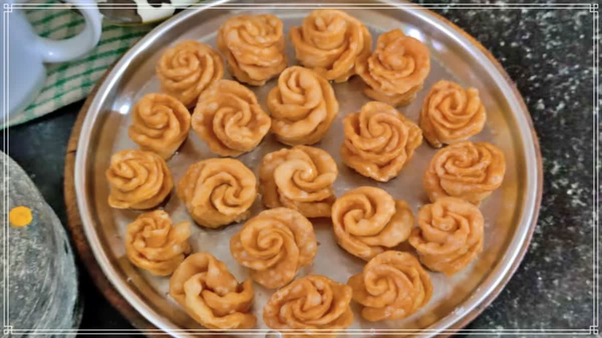 కరకరలాడే "స్వీట్ గులాబీలు" - అప్పటికప్పుడు ఇలా చేసుకుంటే నోట్లో కమ్మగా ...