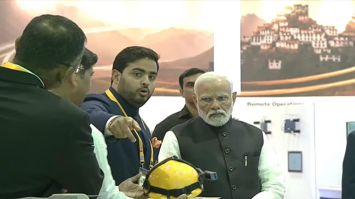 JioSpaceFiber: Jio demonstrates India’s first satellite-based gigabit ...